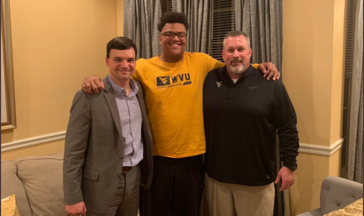 OFFICIAL: OL Chris Mayo Signs with West Virginia - Sports Illustrated ...