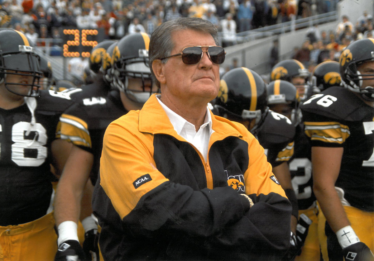 'I'll Always Be A Hawkeye': Fry Built A Foundation For Iowa's Success ...