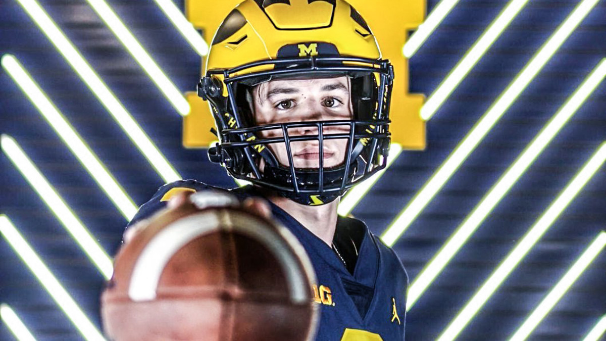 Michigan QB Enters Transfer Portal - Sports Illustrated Michigan ...