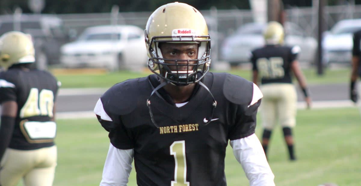 Texas A&M Officially Adds Five-Star Demond Demas - Sports Illustrated ...