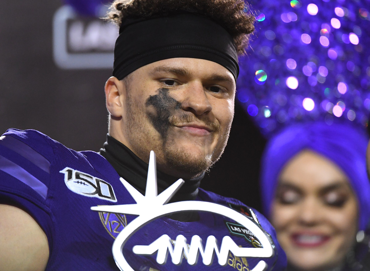 The Consummate MVP: Molden Honored for Las Vegas Bowl Heroics - Sports ...