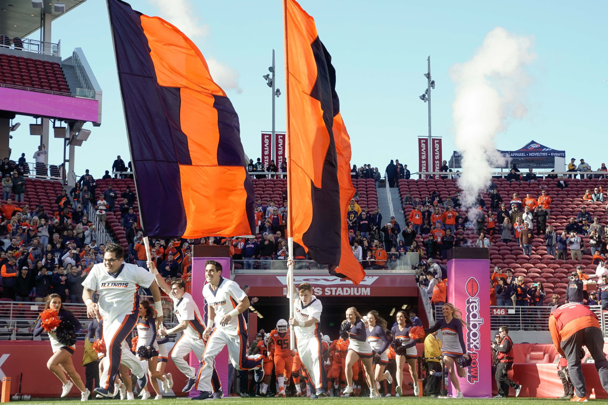 ILLINI GAMEDAY Live Blog: 2019 Redbox Bowl - Sports Illustrated ...