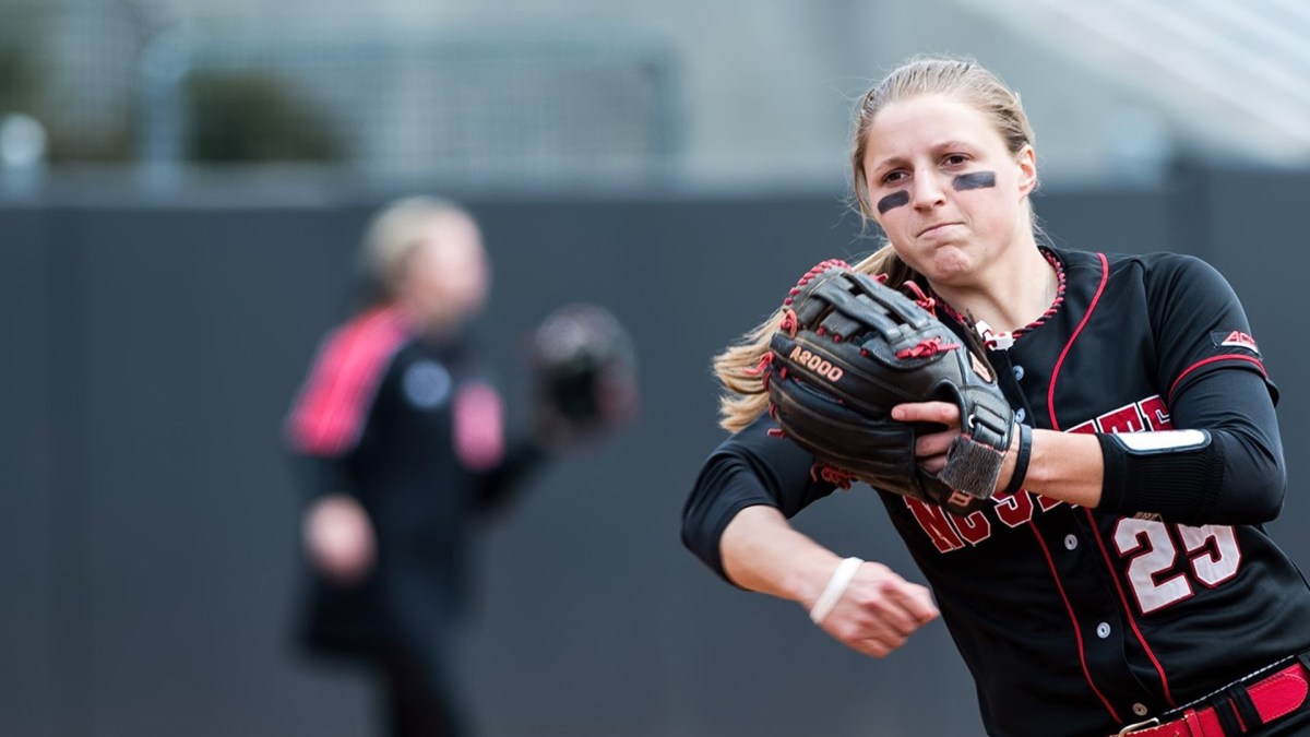 Wolfpack Female Athlete of the Decade: Renada Davis - Sports ...