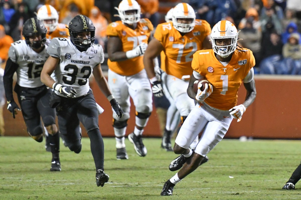 Meet the Opponent: 3 Things To Know About the Tennessee Volunteers ...