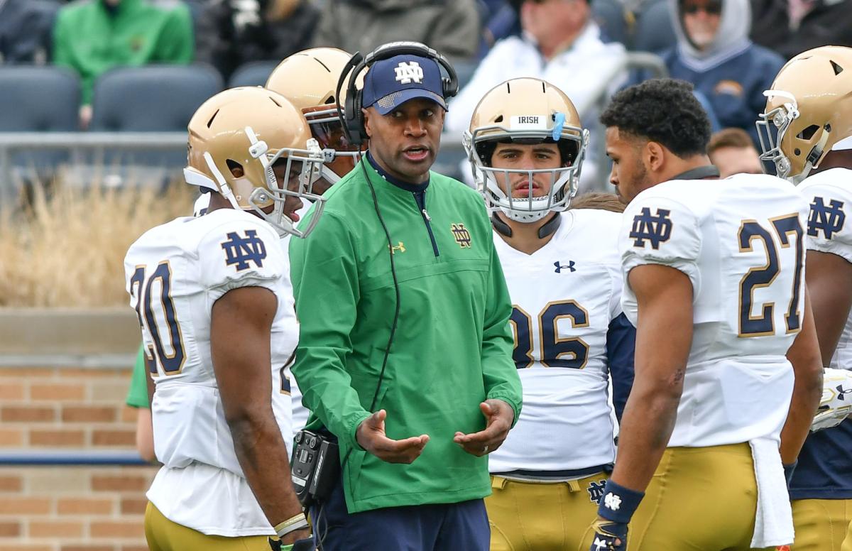 Corners Coach Todd Lyght Will Not Return To Notre Dame - Sports ...