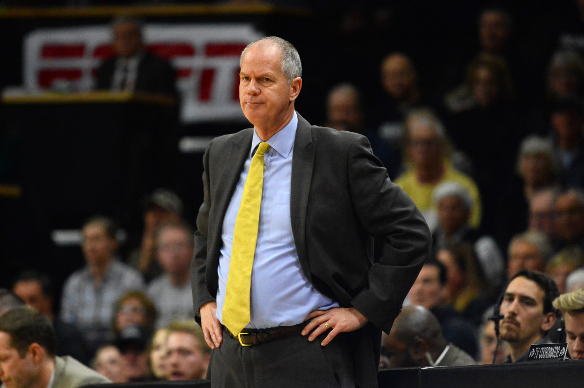 Pac-12 Basketball Notebook: Stanford, Arizona on Top -- For Now ...