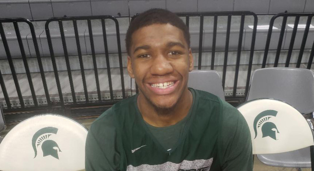 Aaron Henry Spartan G Looks Ahead To The Minnesota Golden Gophers ...