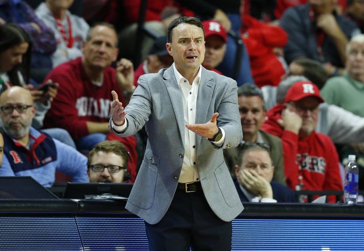 My Two Cents: Some Nights Archie Miller Doesn't Have Anyone To Turn To ...