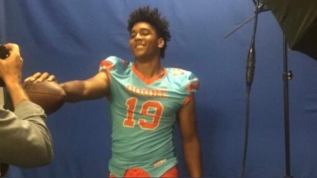 Top 2021 Defensive End Intrigued by West Virginia Offer - Sports ...