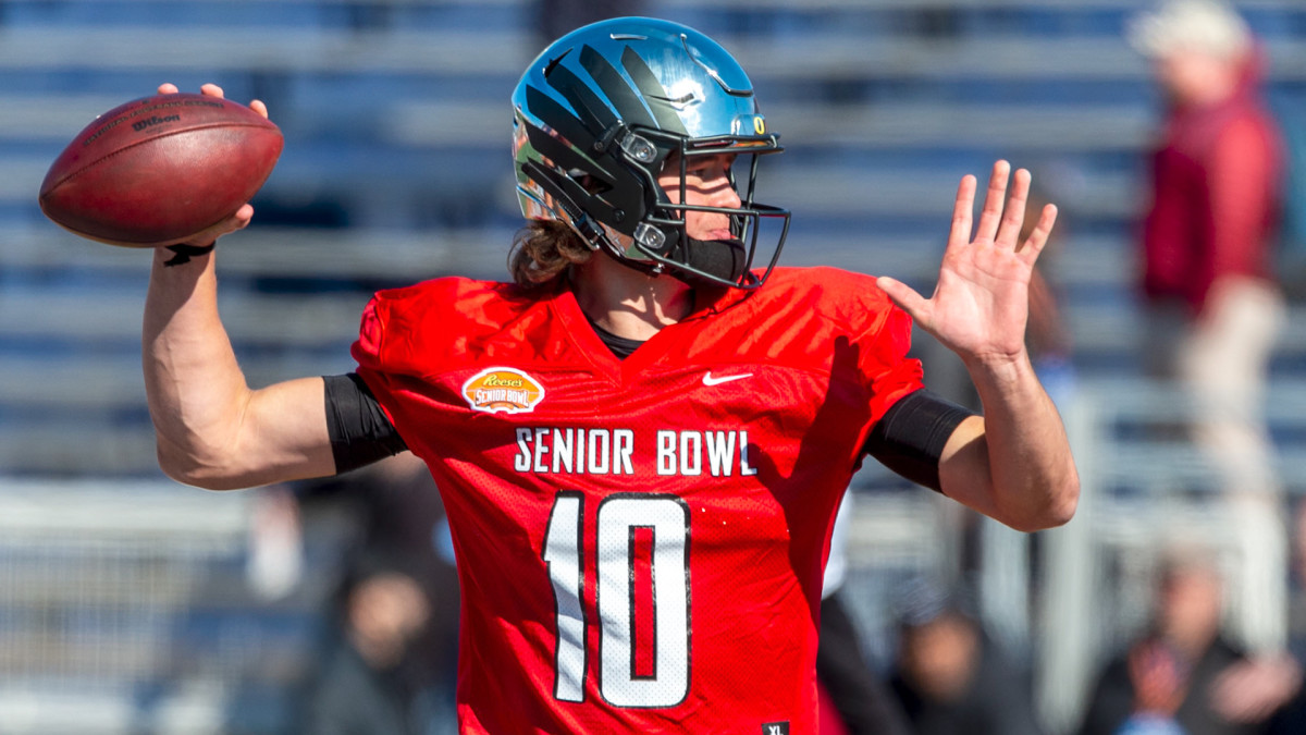 Justin Herbert looks to raise NFL Draft stock during Senior Bowl week ...