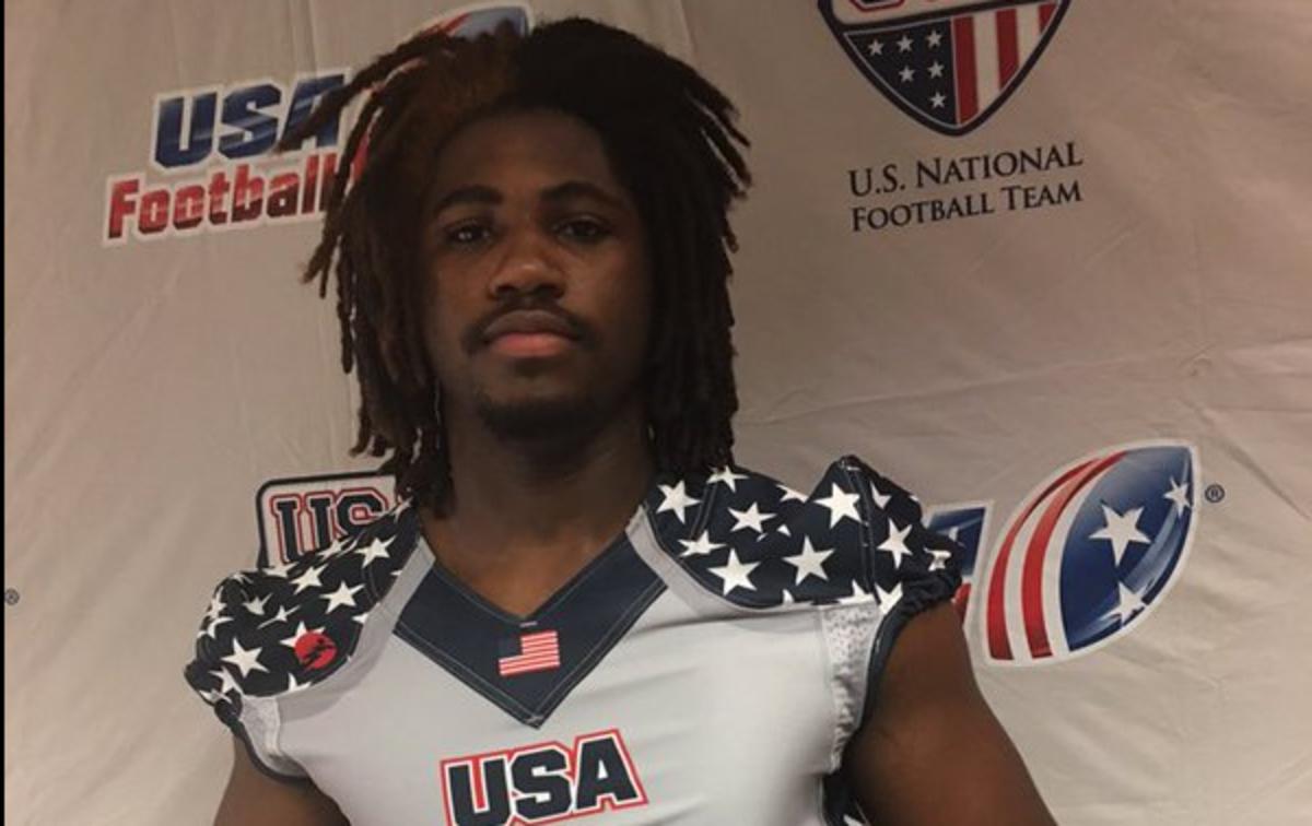 2016 DE Auston Roberson Finally Signs National Letter of Intent With ...