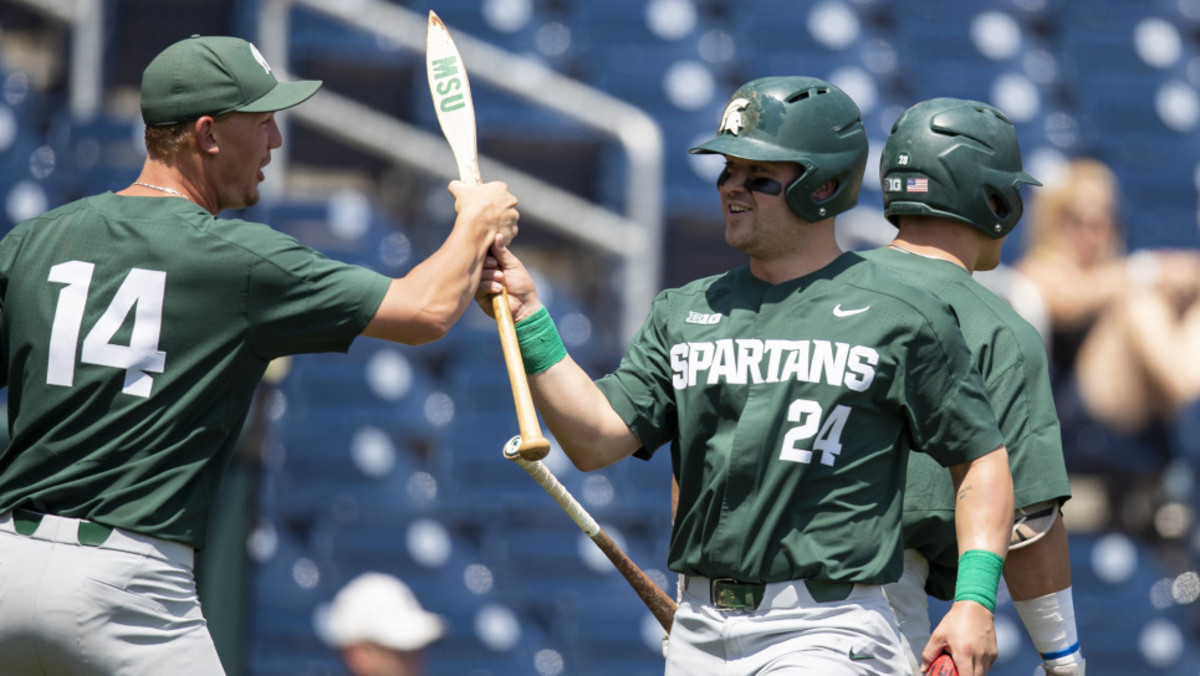 Spartans Edged By No. 12 Gophers, 3-2, In B1G Tournament First Round ...