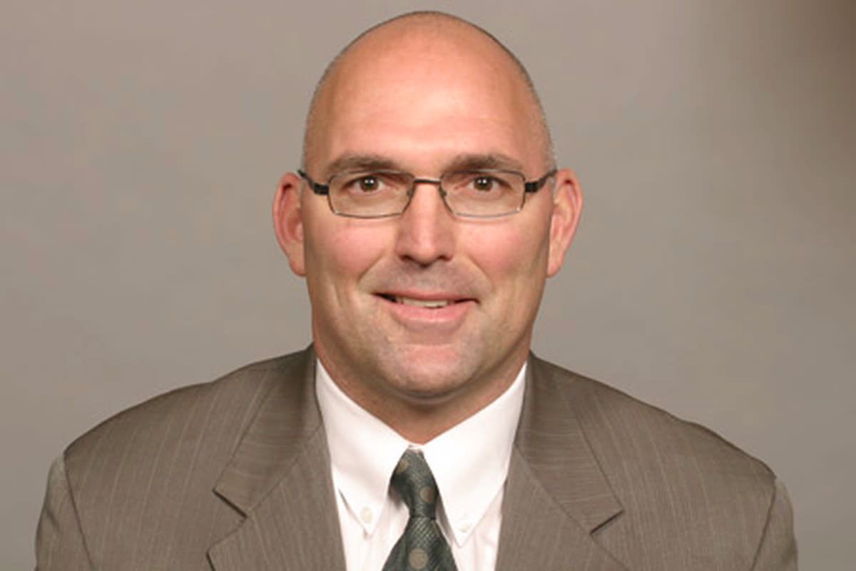 The War Room: Go Inside #15 Michigan State Football - Sports ...