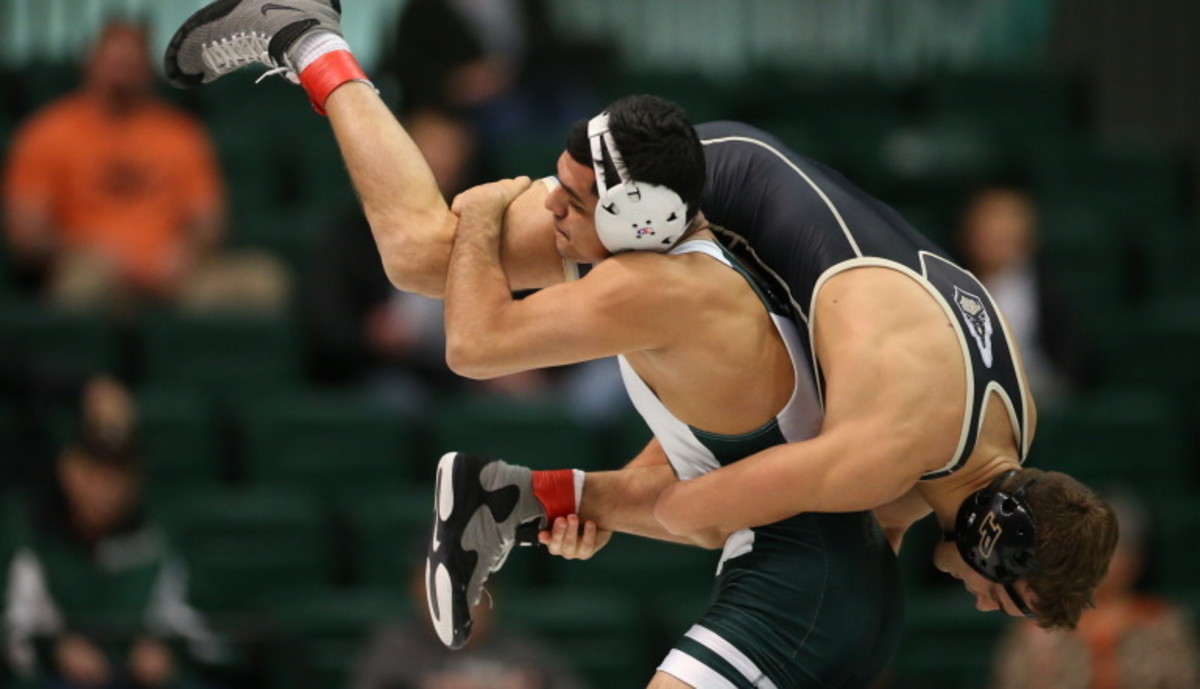 Spartans Defeat Northwestern as Tom Minkel Wins Final Home Dual ...
