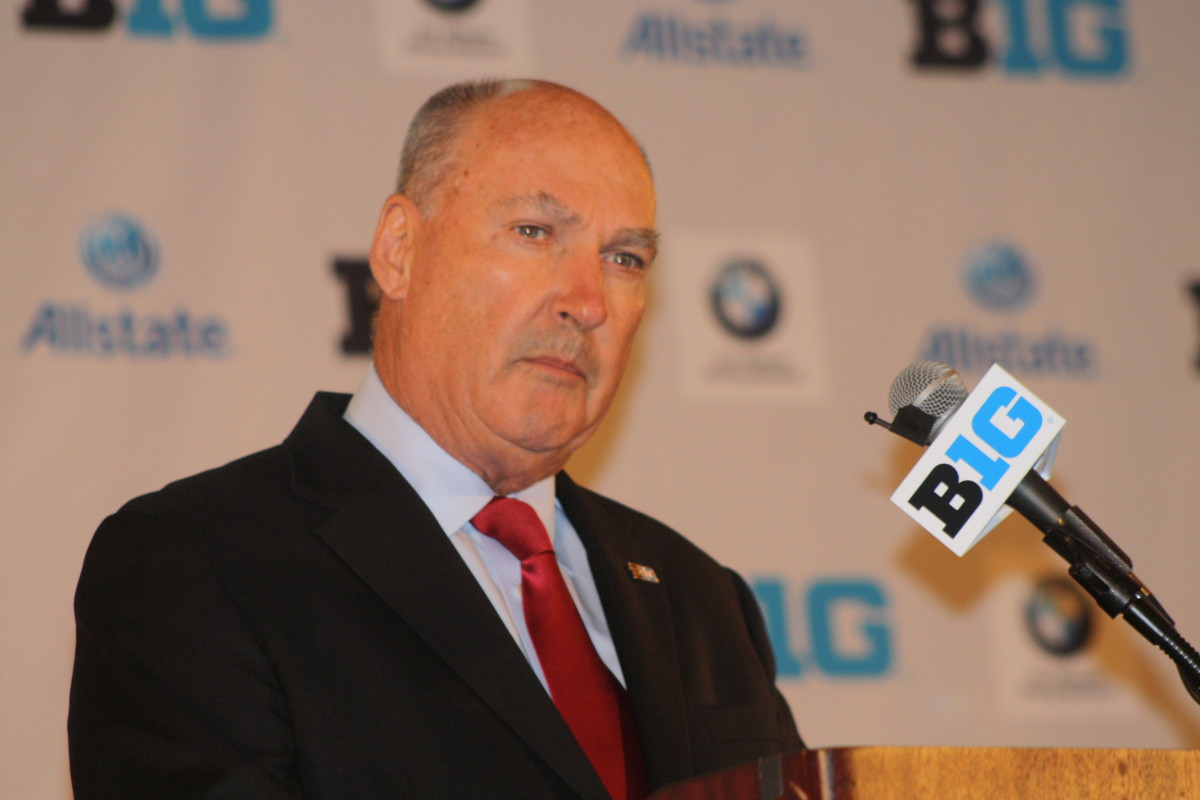 Big Ten Commissioner James Delany Comments on the loss of Spartan Mike ...
