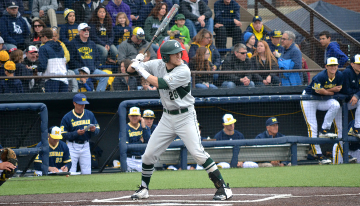 Spartans Come Back to Top Michigan, 7-6 Improving to 29-11 on the ...