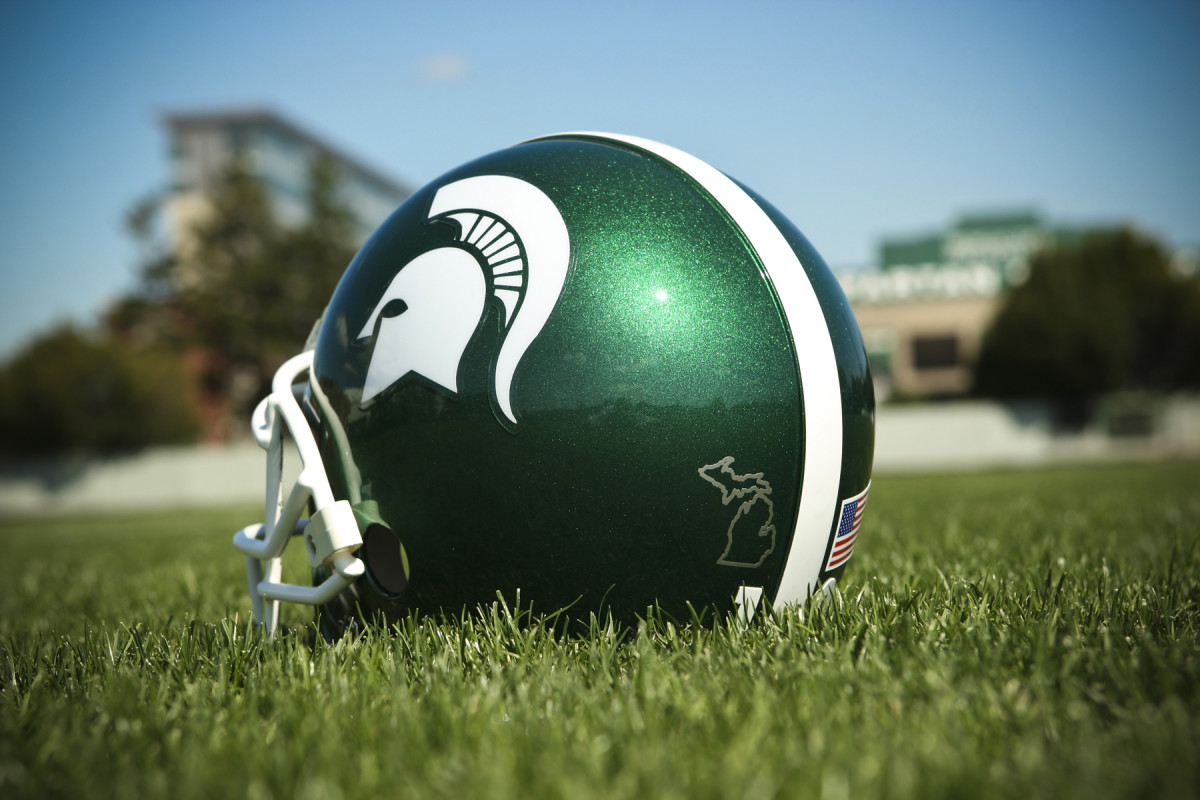 MSU Football Adds â€œSilver Liningâ€ Decal to Its Helmets - Sports ...