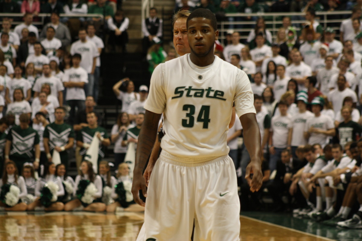 Spartans Korie Lucious Shines On and Off the Court Thanks to His Girl ...