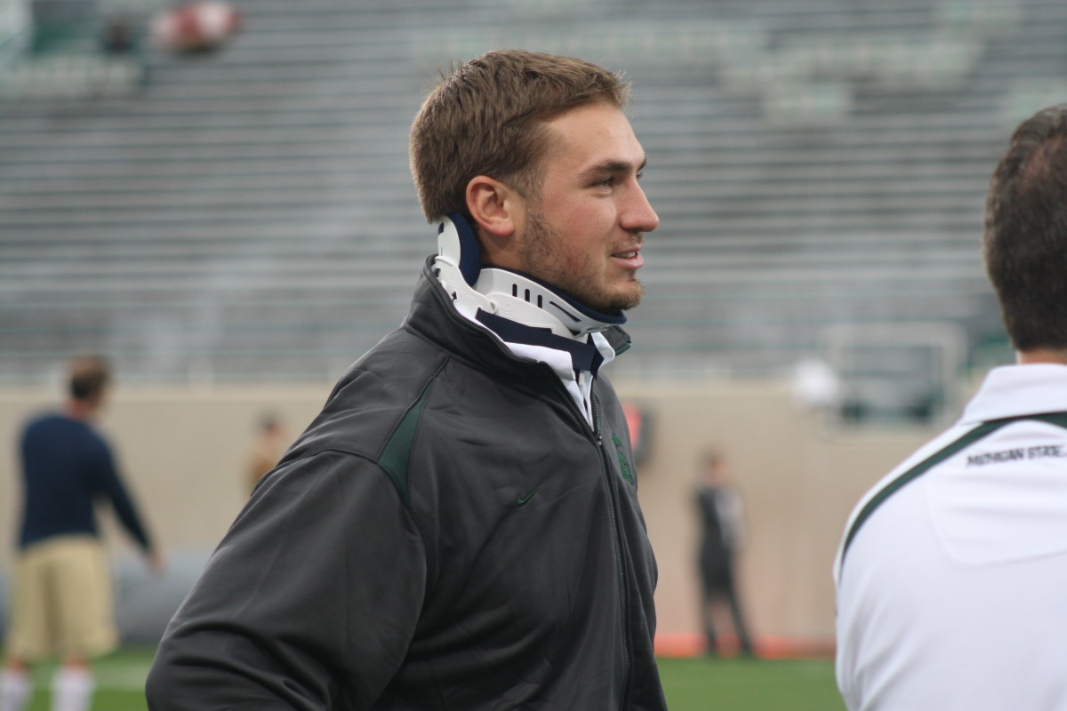 Josh Rouse May Be Injured, but He is All Smiles on the Sideline Now ...