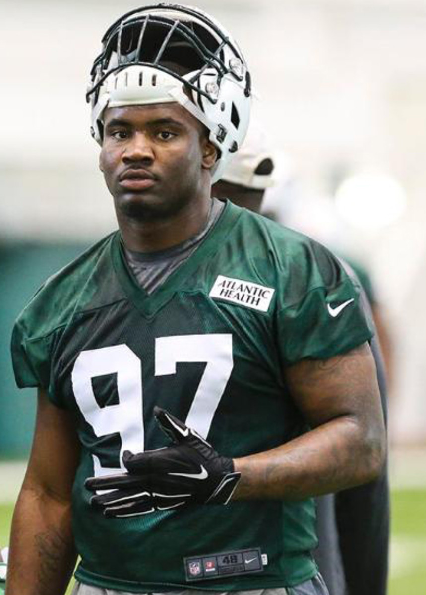Former Spartan DL & Current New York Jet Lawrence "LT" Thomas Making An ...
