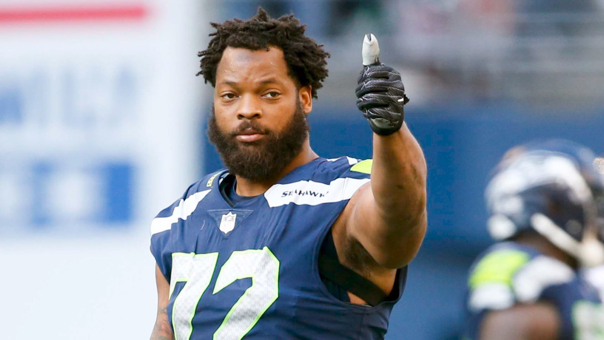 Longtime NFL defensive lineman Michael Bennett has announced his ...