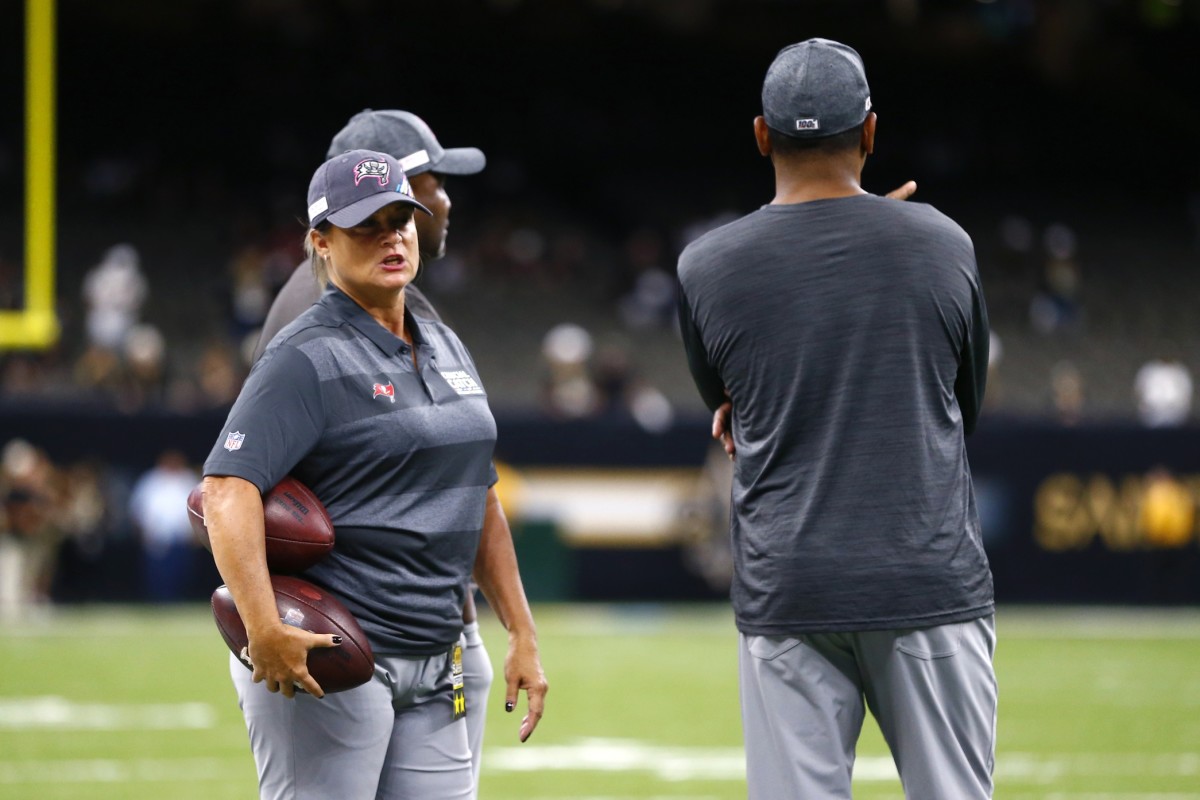Lori Locust Paving the Way for Next Generation of Women in NFL Coaching ...