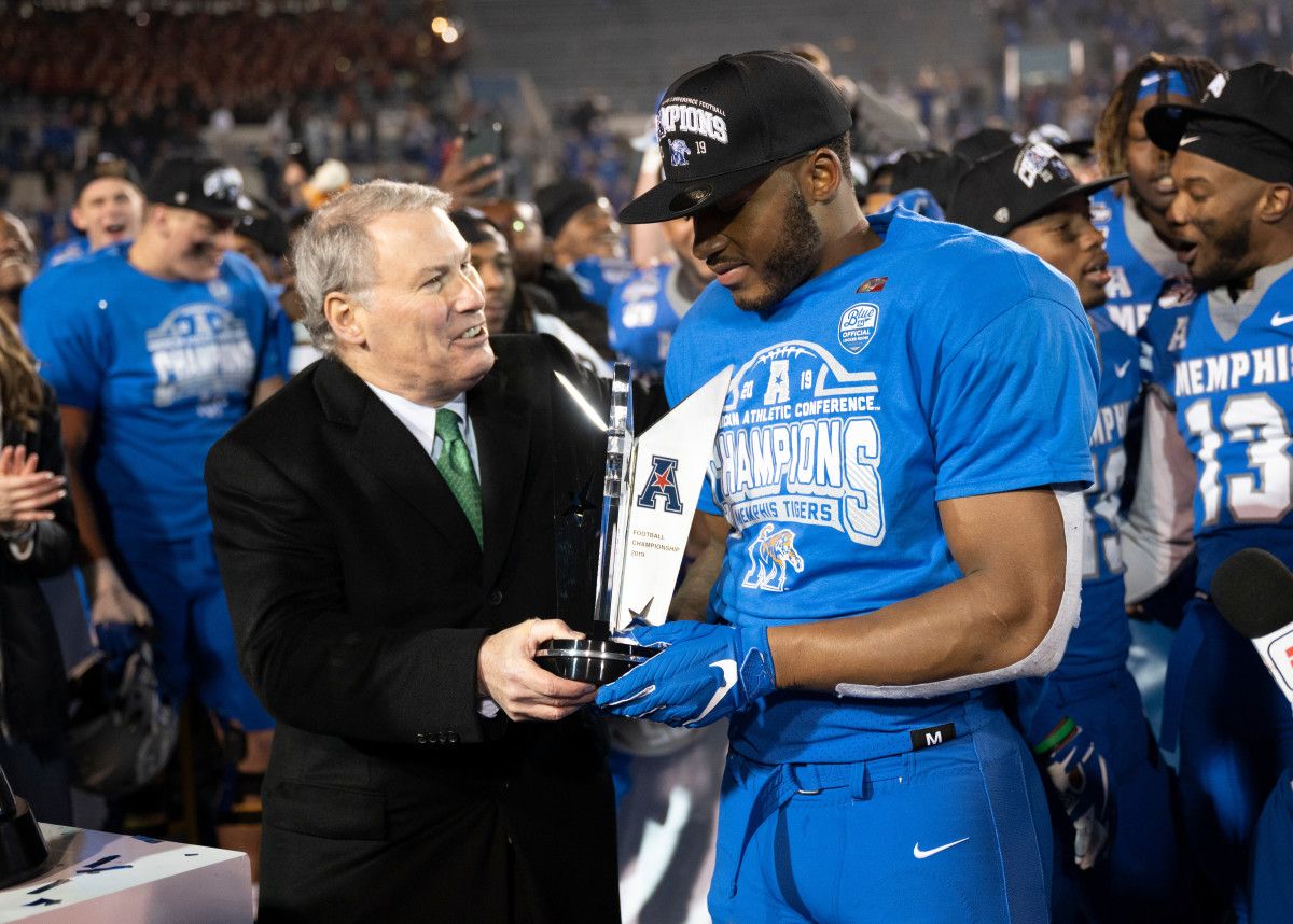 A JERSEY GUY: CFB leadership lacking unity - TMG Sports