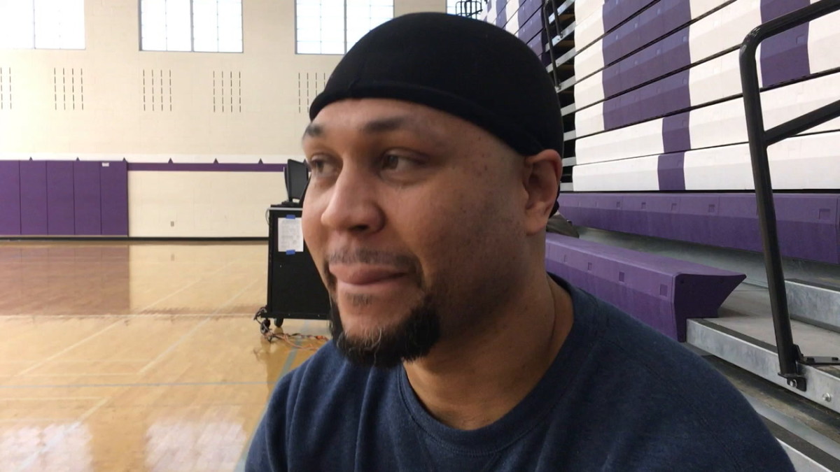 Ex-Husky Brandon Roy Goes for 36, Years Not Points, and Resumes Aging ...