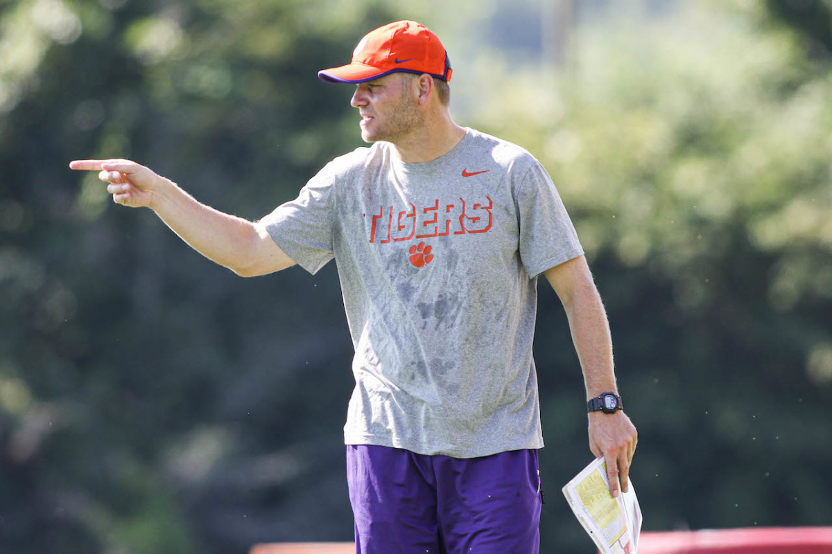 Early Look: Clemson Tigers Potential New OC Brandon Streeter - Sports ...
