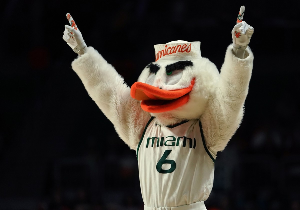 '21 Point Guard Bensley Joseph Commits To Miami - Sports Illustrated ...
