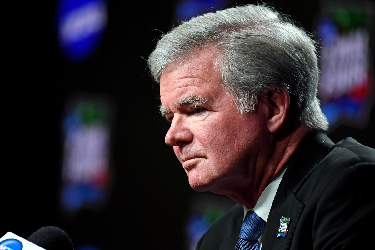 NCAA President Mark Emmert "very concerned" about fall sports season ...