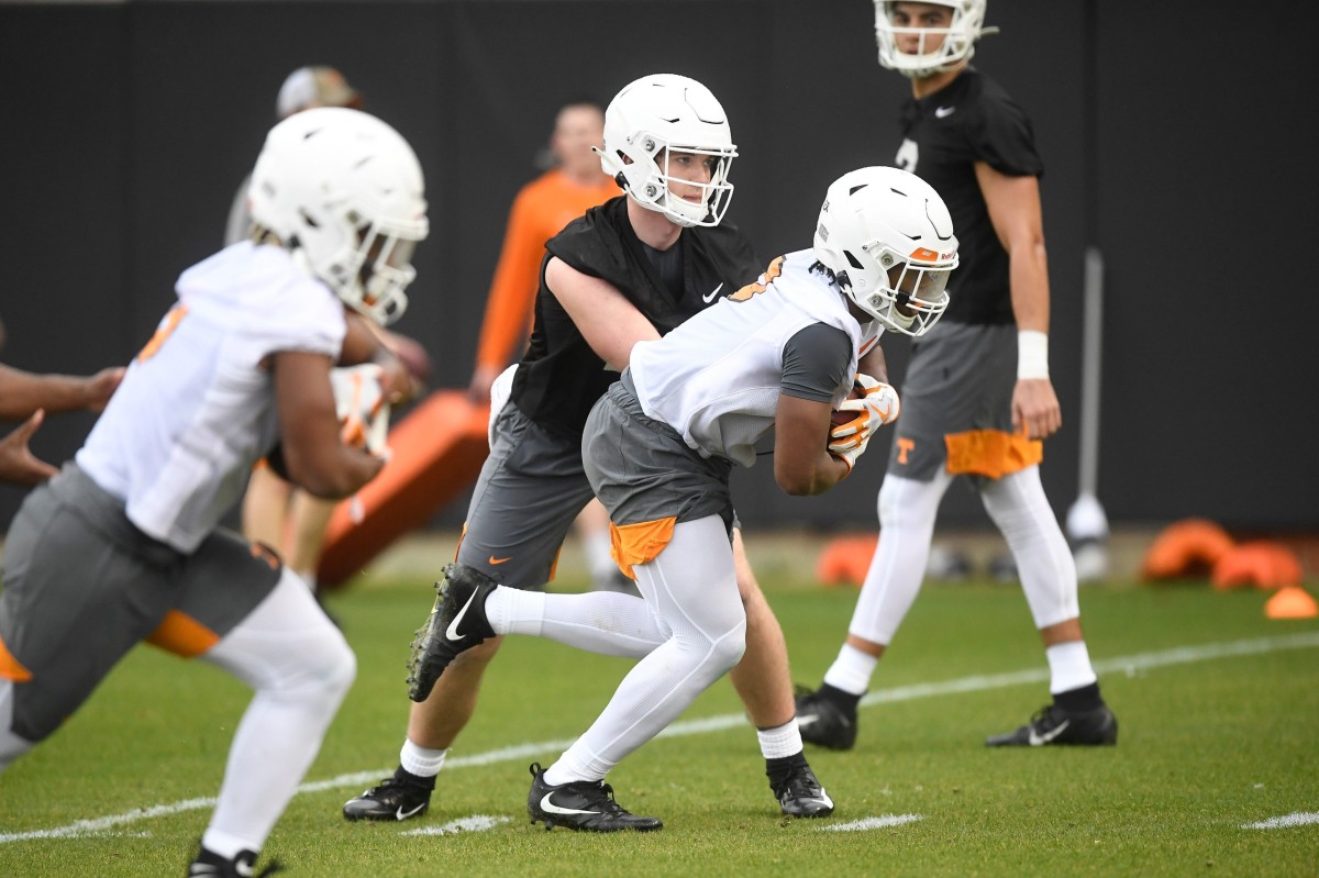 Tennessee Volunteers QB Competition Could Reignite with Seven Week Camp ...