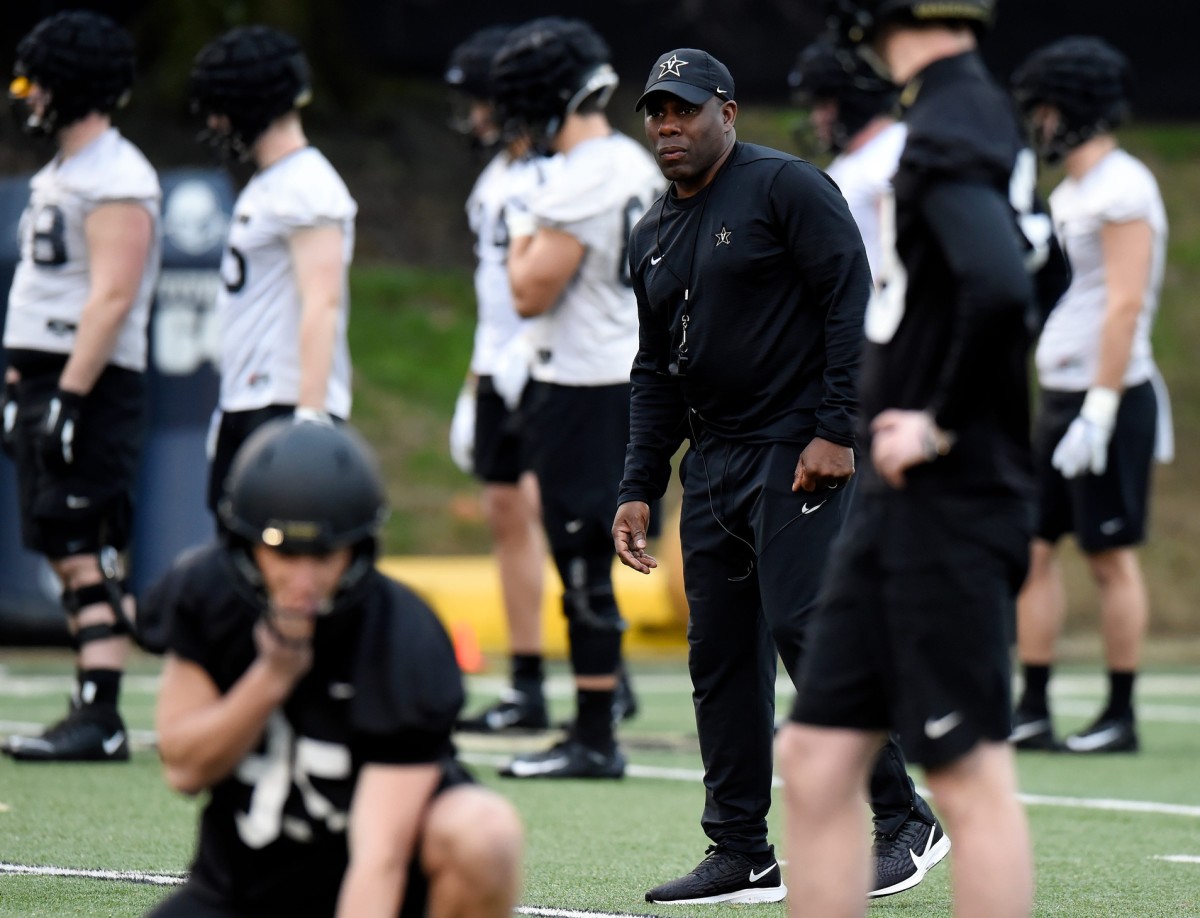 First Commodore Player Opts-Out of 2020 Season - Sports Illustrated ...