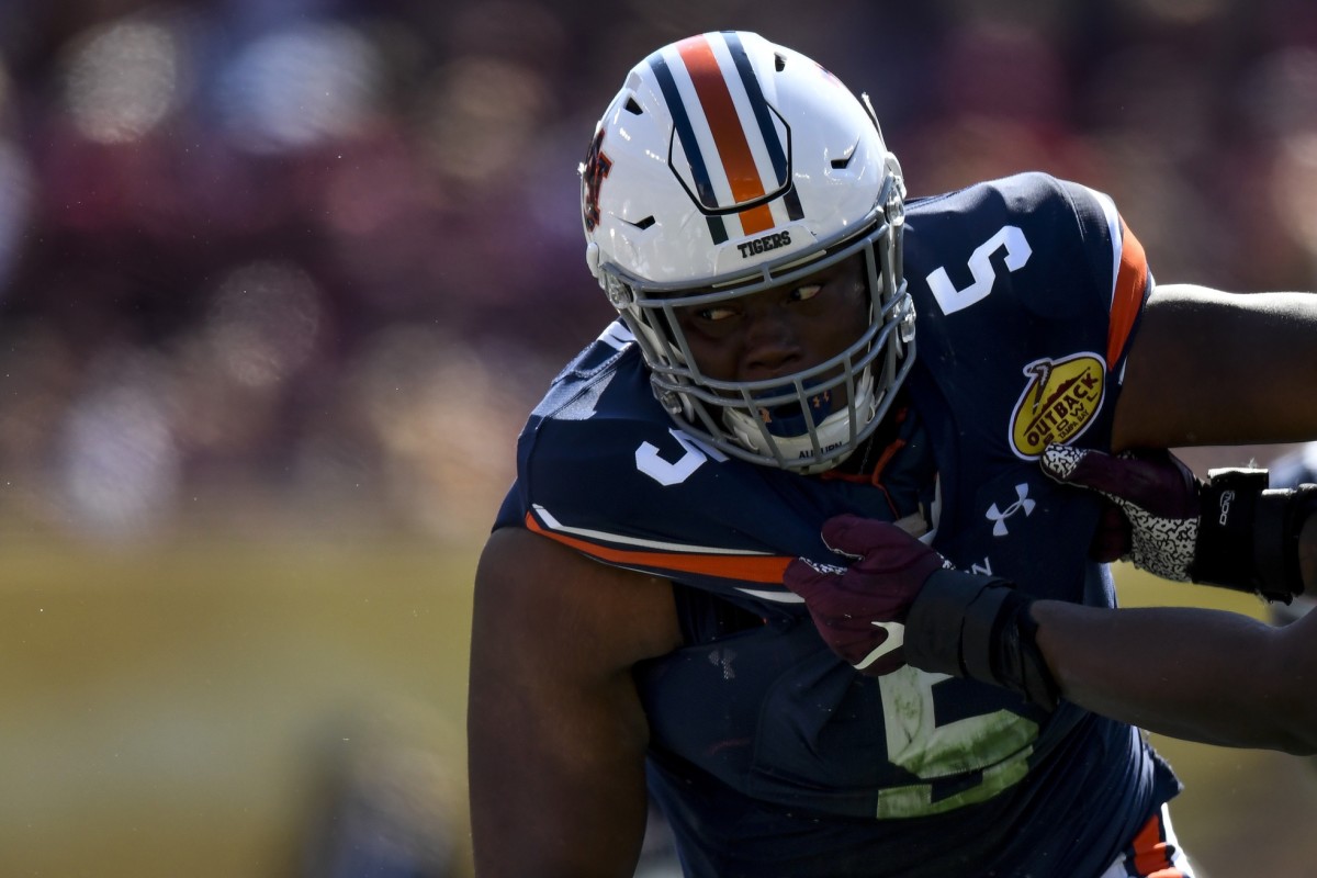 53 Men: DT Derrick Brown Player Profile - Sports Illustrated Carolina ...