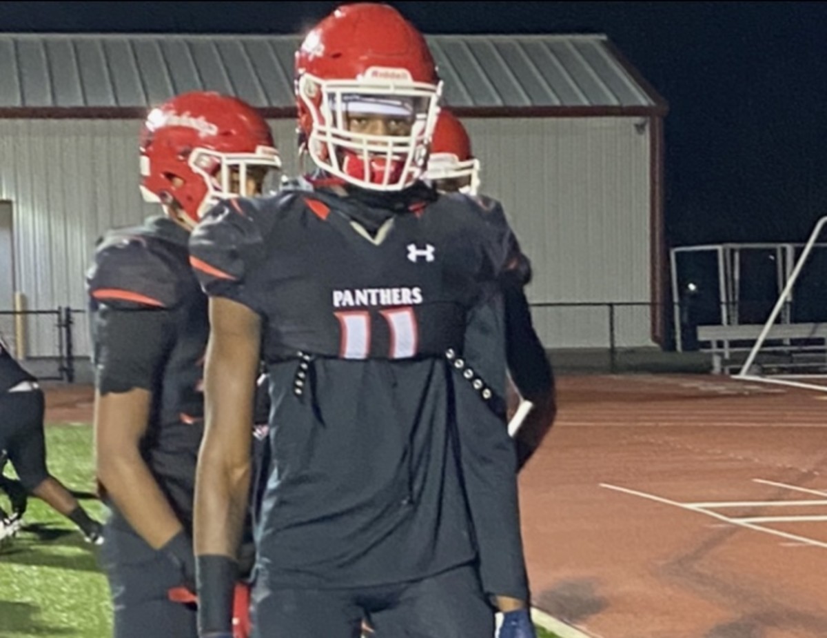 2022 Enai White Recruit Wants to Find School That Feels Like Home ...