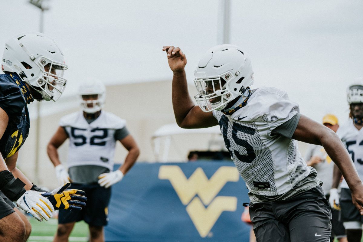Freshmen Faces: BANDIT Taurus Simmons - Sports Illustrated West ...