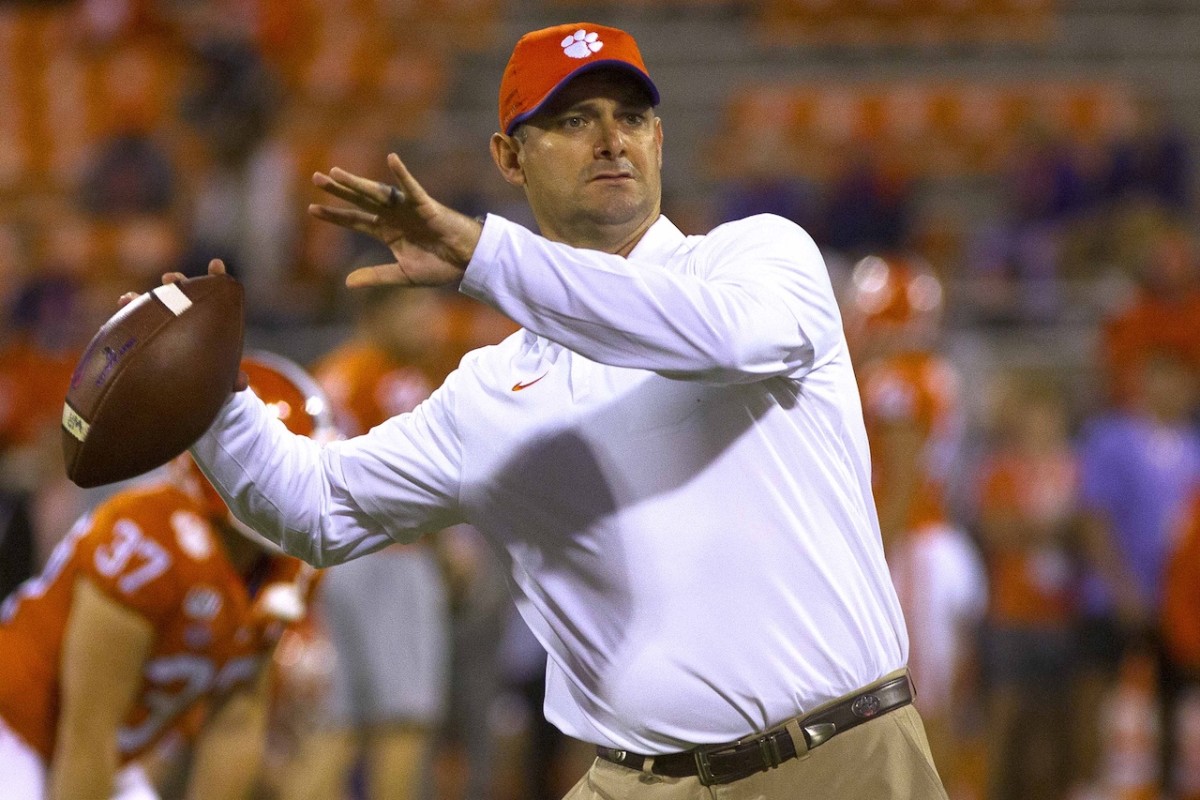 Former Clemson Assistant Jeff Scott Enjoying Special Moments at USF ...