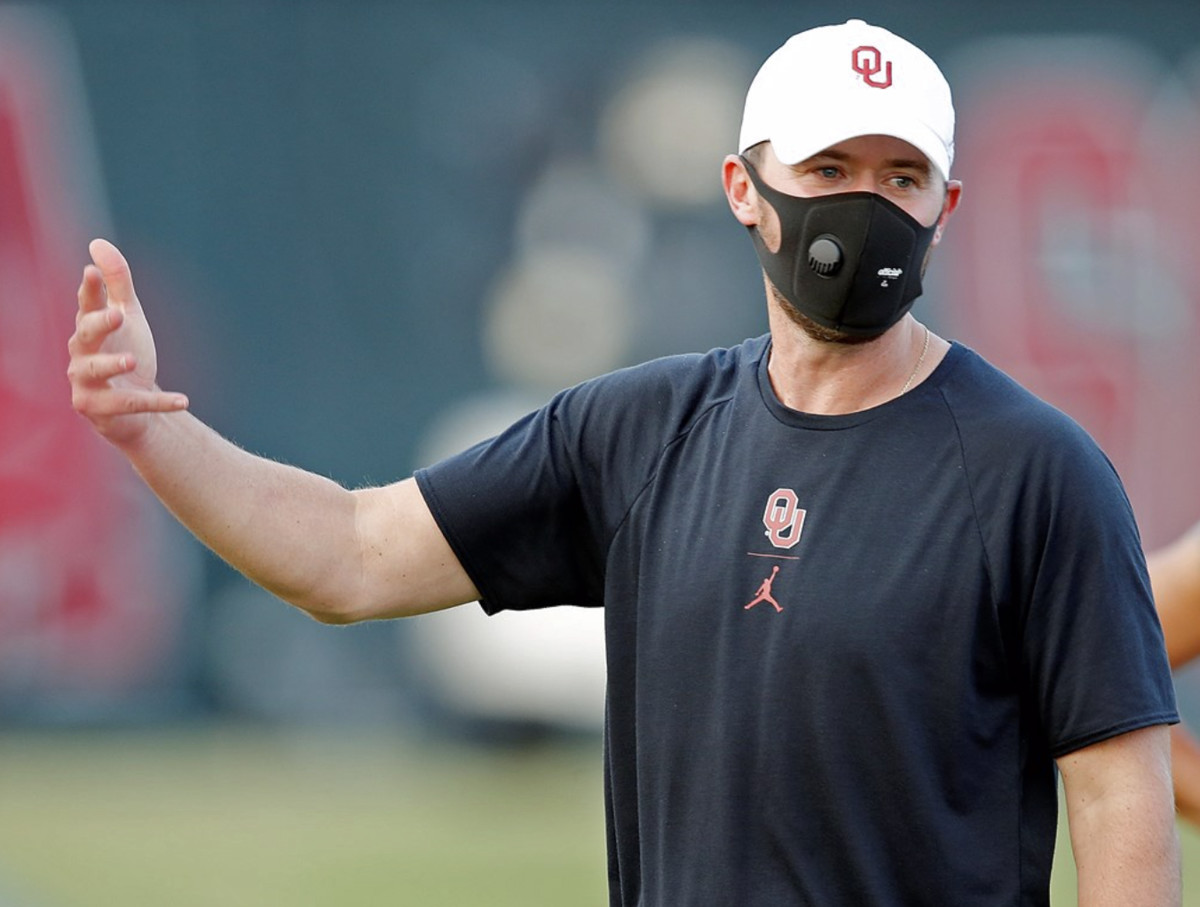 Lincoln Riley: Oklahoma Sooners embrace wearing COVID masks - Sports ...