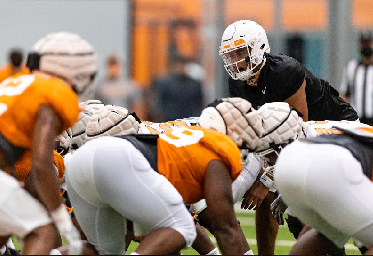 Watch: Highlights From Tennessee Volunteers Tuesday Practice - Sports ...