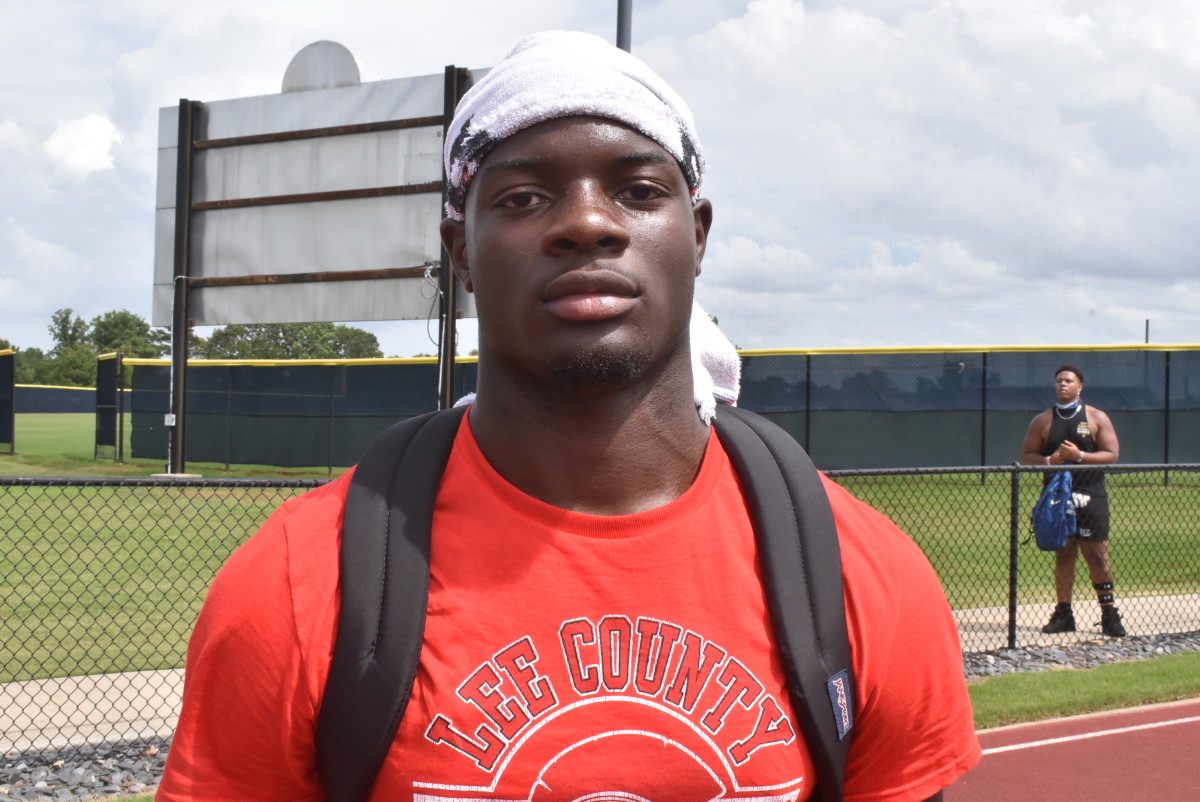 A Look at Tennessee's Early 2022 Defensive Back and Linebacker ...