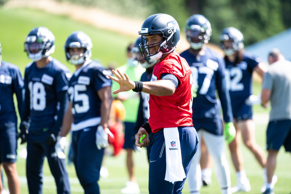 Seattle Seahawks Training Camp Preview: Quarterbacks - Sports ...