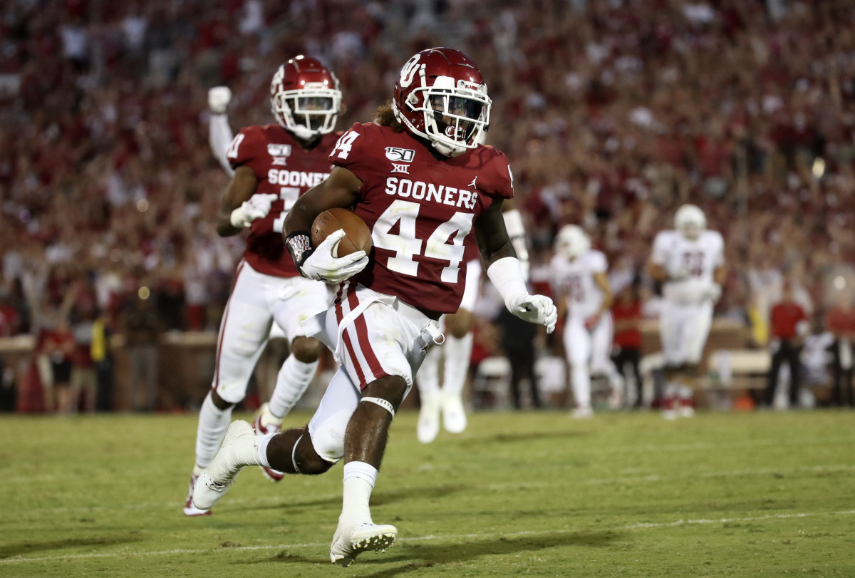 After Peach Bowl ejection, Brendan Radley-Hiles enters 2020 with much ...