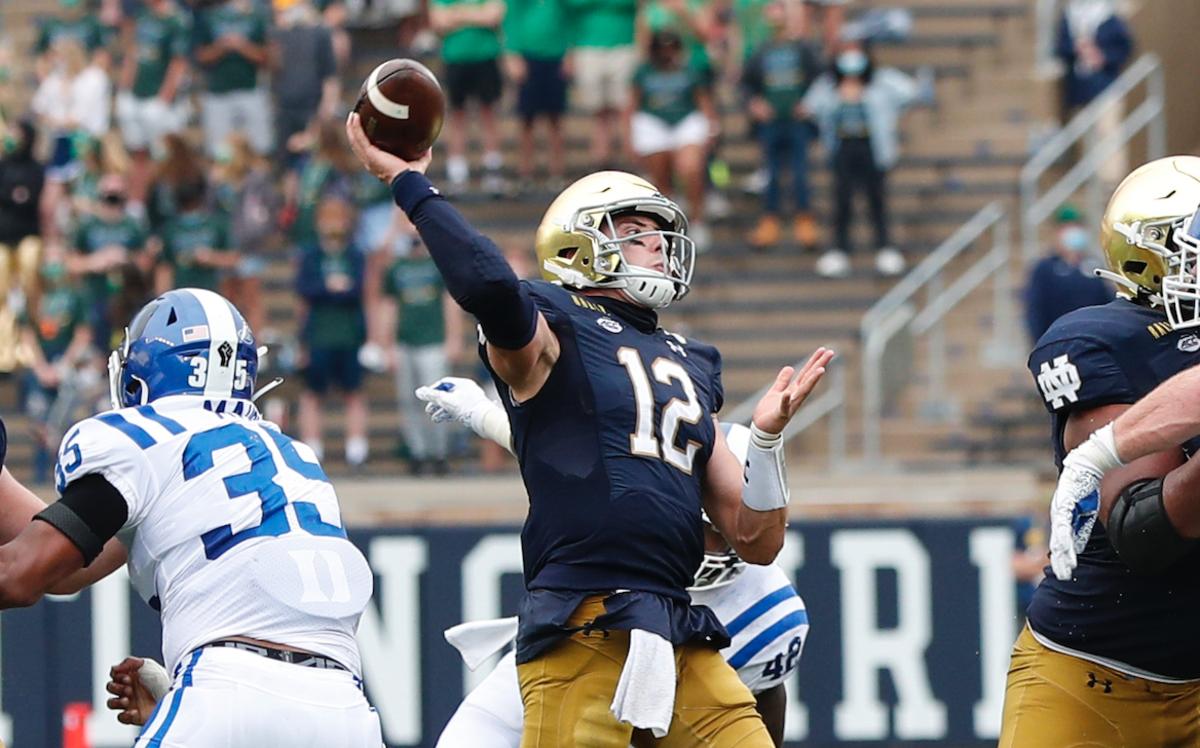 PFF: Notre Dame QB Ian Book Ranks 10th Among ACC Quarterbacks - Sports ...
