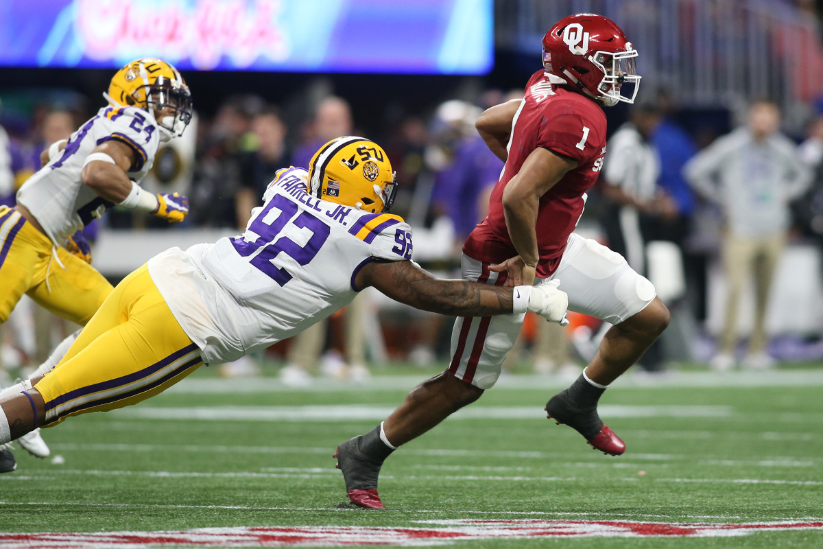 Report: LSU Football Defensive Lineman Neil Farrell to Opt Back in to ...