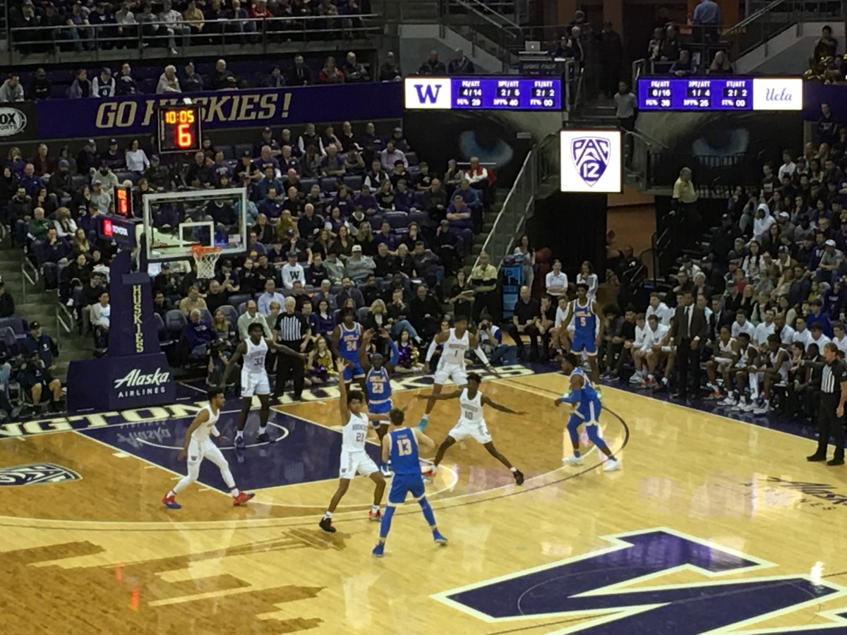 College Basketball Gets Go-Ahead to Play Games on Nov. 25 - Sports ...