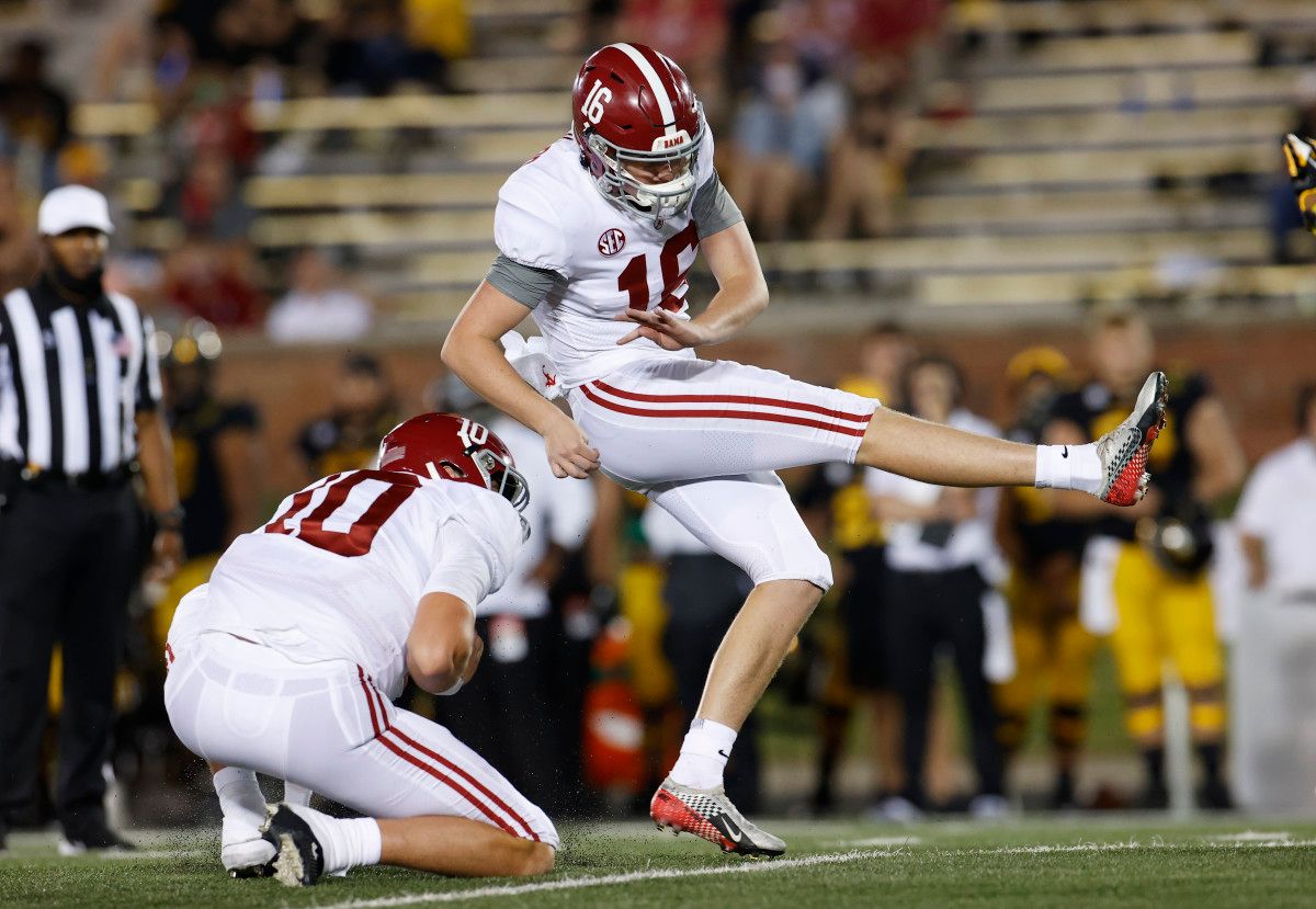 Alabama-Crimson-Tide-football-kicker-Will-Reichard-Mac-Jones-Thomas ...