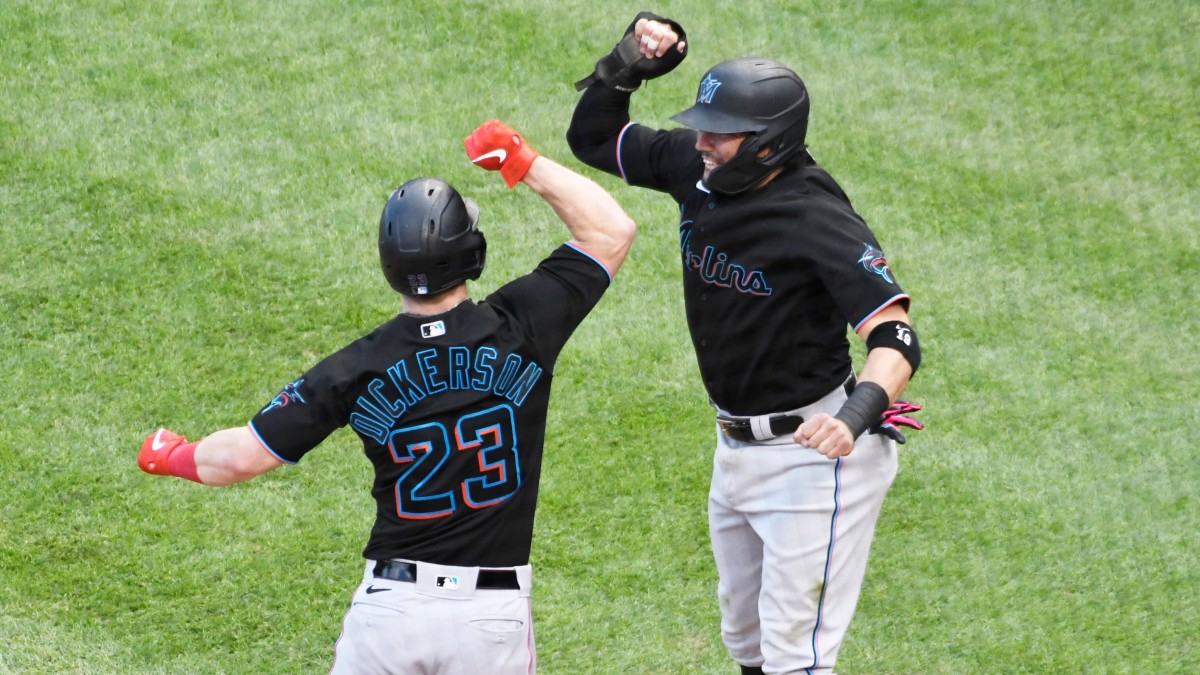 MLB playoffs: Marlins rally late to take Game 1 over Cubs - Sports ...