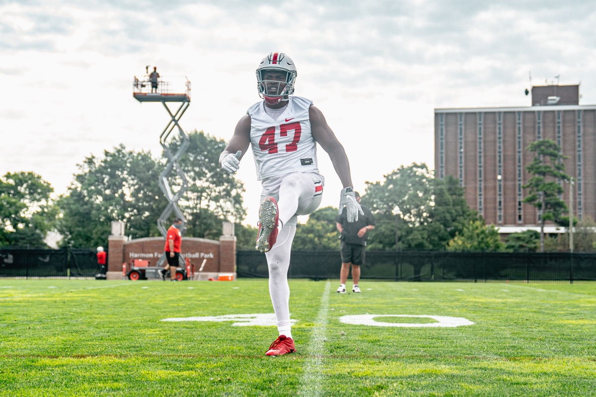 Ohio State Linebacker Justin Hilliard Ready for Sixth Campaign - Sports ...