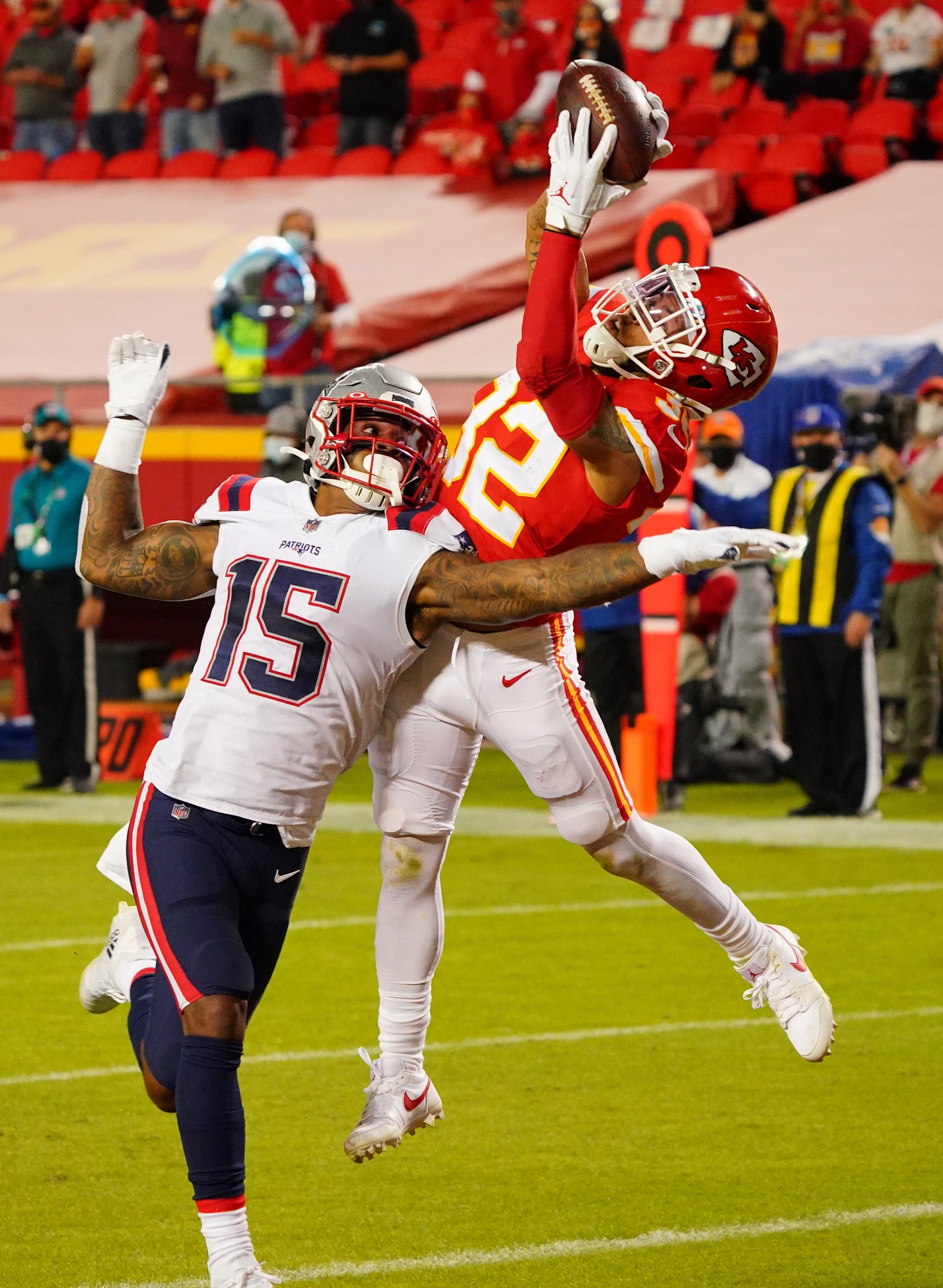 Previewing the Kansas City Chiefs Defense - Sports Illustrated Las ...