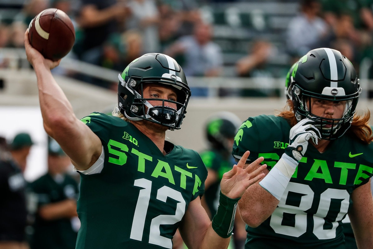 Michigan State Quarterbacks ‘Still in Competition Mode’ - Sports Illustrated Michigan State ...